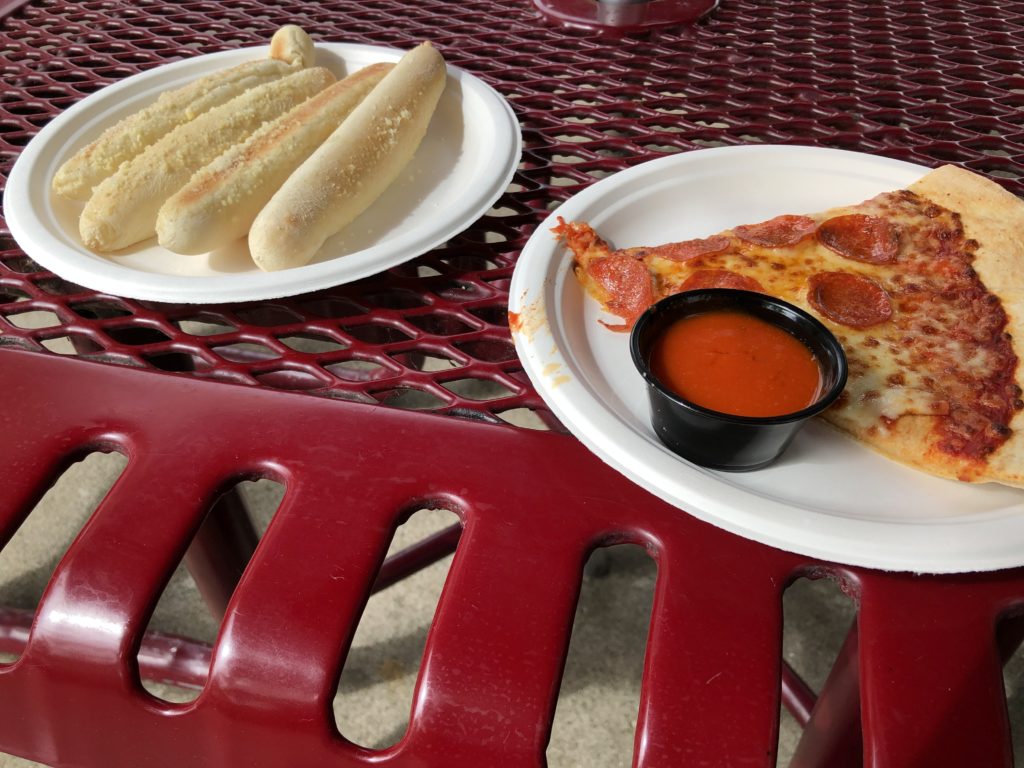 Cedar Point's Wagon Wheel Pizza, Wings & Breadsticks Food Review - Big ...
